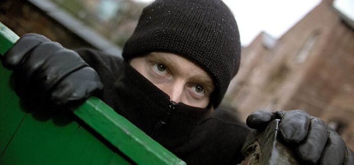 Police commit to send an officer to every burgled home but GMP have ...