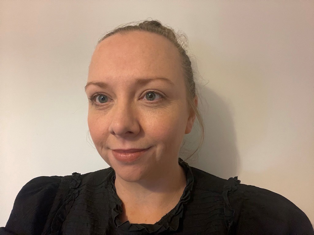 Audenshaw radiographer Lucy wins top national award for her pioneering ...