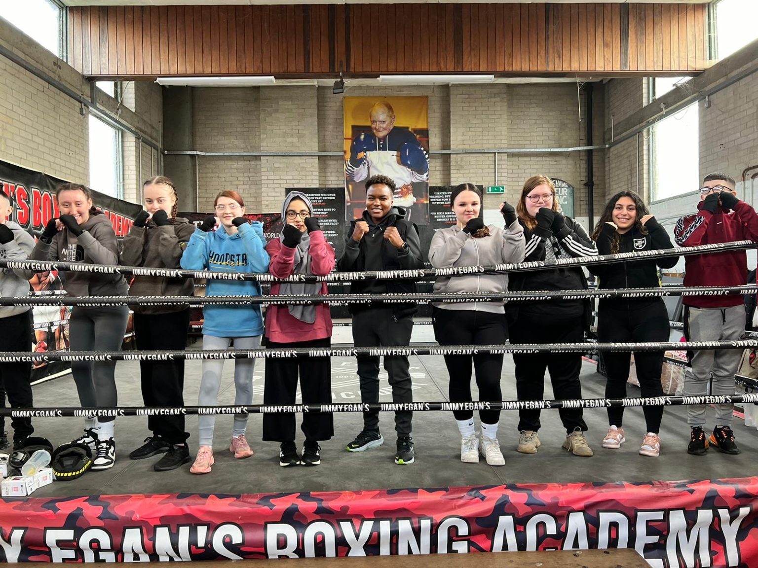 Nicola pays suprise visit to Wythenshawe Boxing Academy - About Manchester