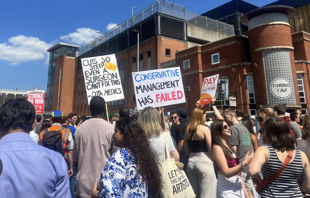 Junior Doctors announce five day strike during election campaign ...