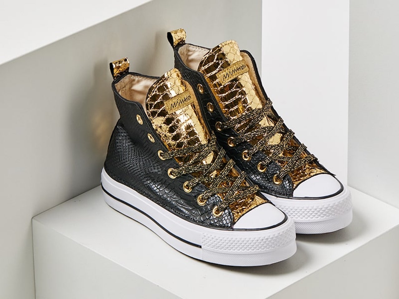 Custom Sneakers: A True Revolution in the World of Footwear - About ...