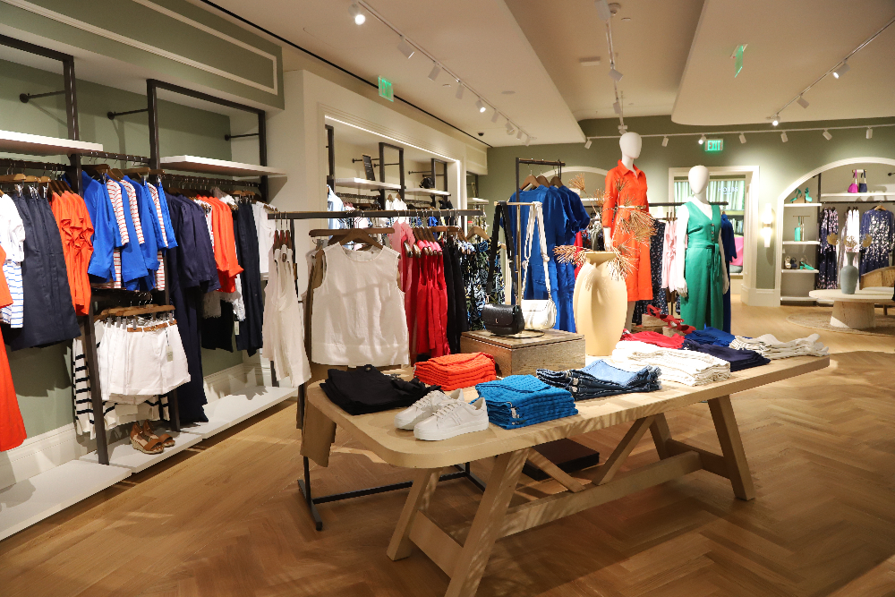 Hobbs to open at Trafford Centre - About Manchester