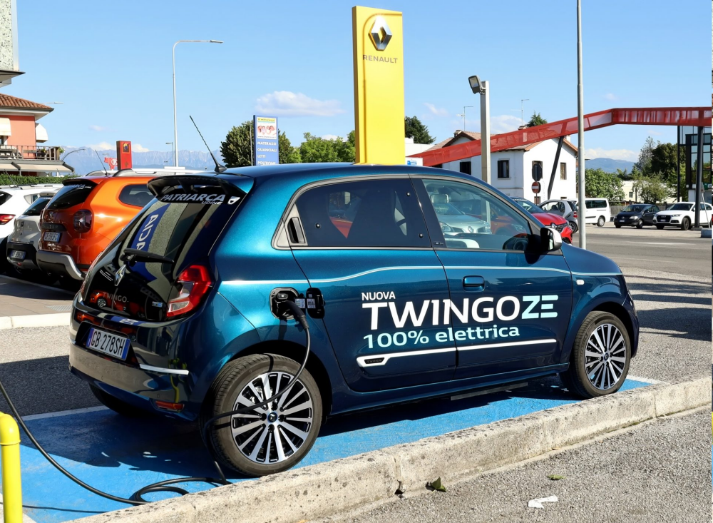 France-style Electric Vehicle leasing scheme could lift 500,000 people ...
